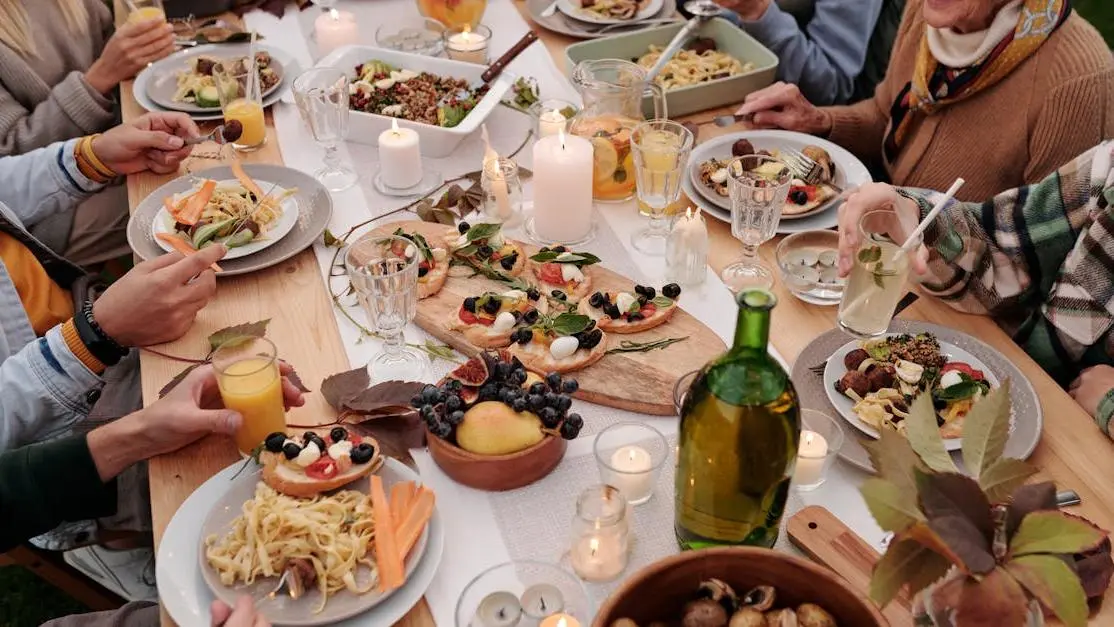 13 Memorable Family Dinner Scenes in Movies - Greenlight Coverage