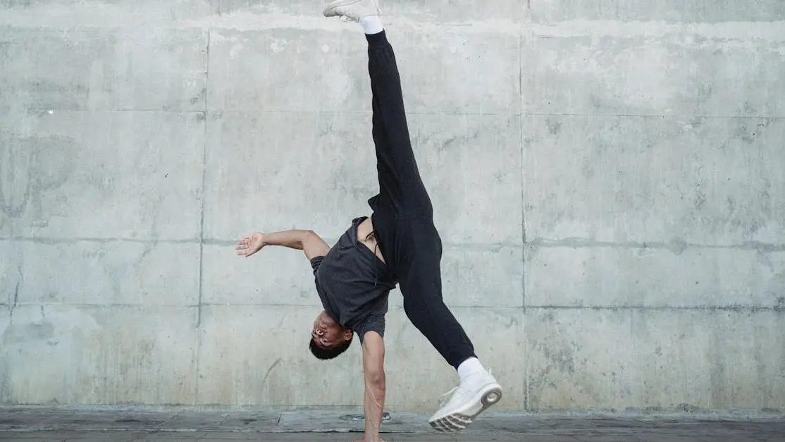 What Is a Fourth Wall Break and Why It Matters? - Greenlight Coverage